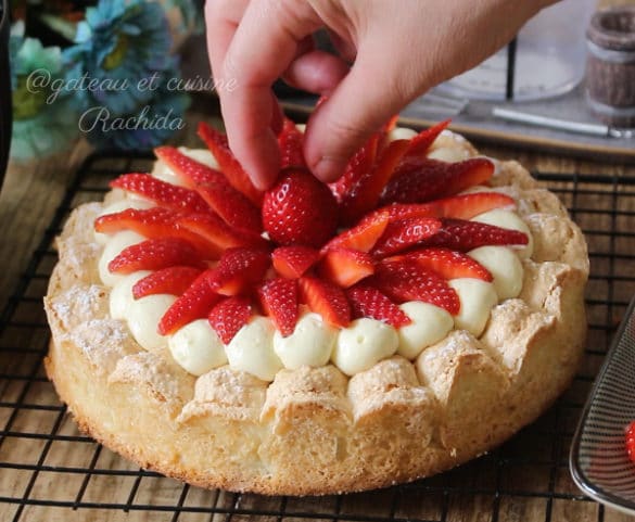 Tarte dacquoise aux fraises et crème diplomate | Gâteau et cuisine Rachida