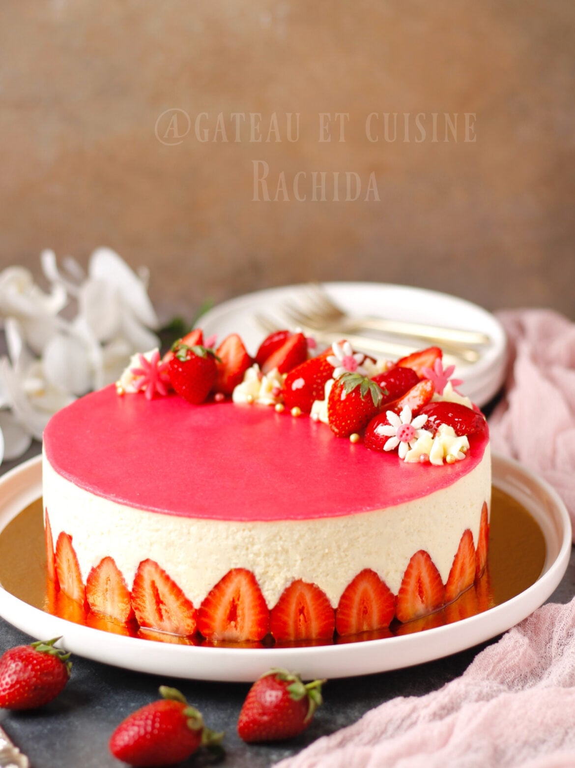 Fraisier léger à la crème diplomate | Gâteau et cuisine Rachida