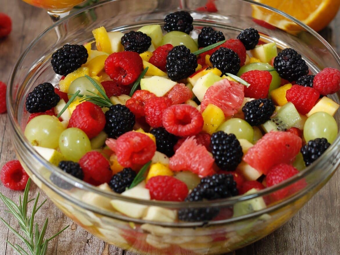 Salade de fruits simple et facile | Gâteau et cuisine Rachida
