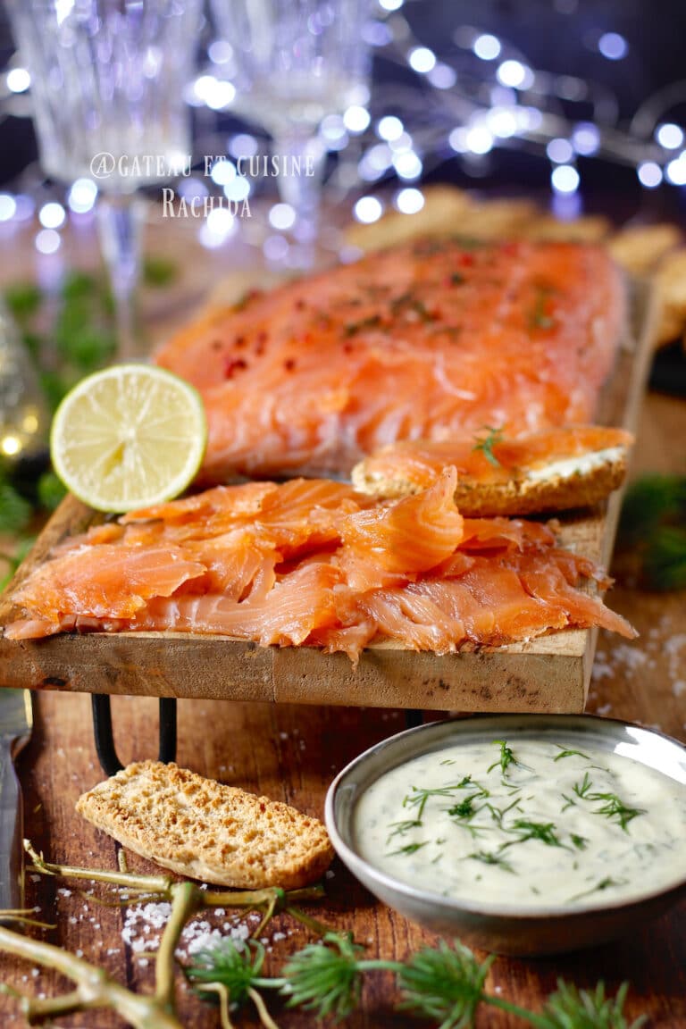 Saumon gravlax maison, sauce à l'aneth | Gâteau et cuisine Rachida