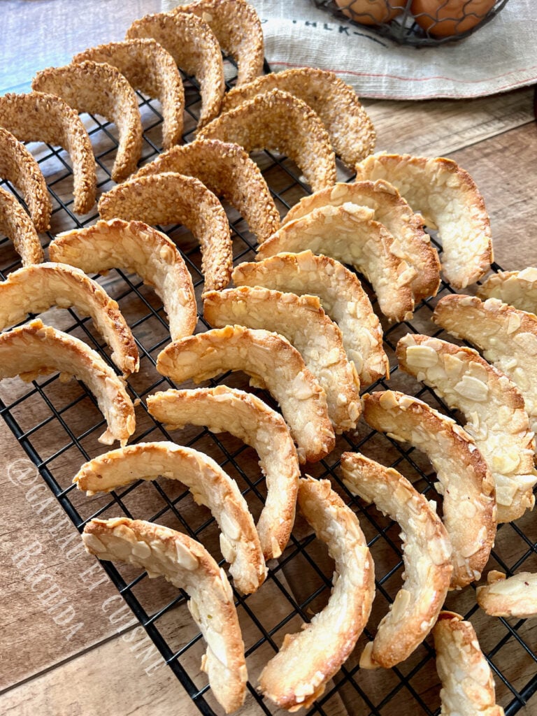 Kaab el Ghazal – Easy Moroccan Gazelle Horn Cookies | Gâteau et cuisine ...