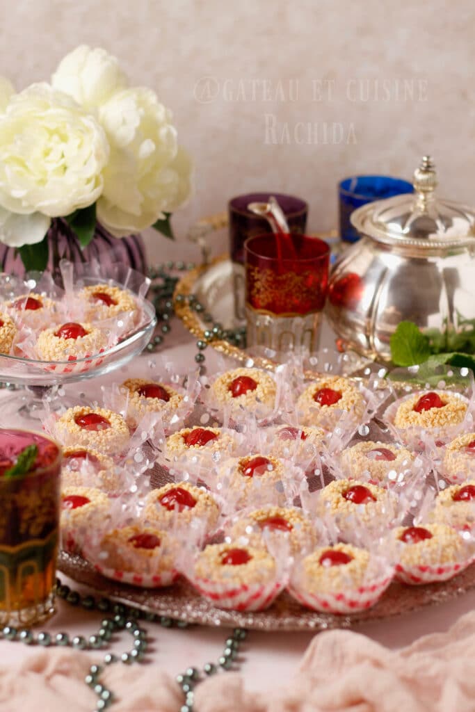 Mchewek petits fours algériens aux amandes | Gâteau et cuisine Rachida